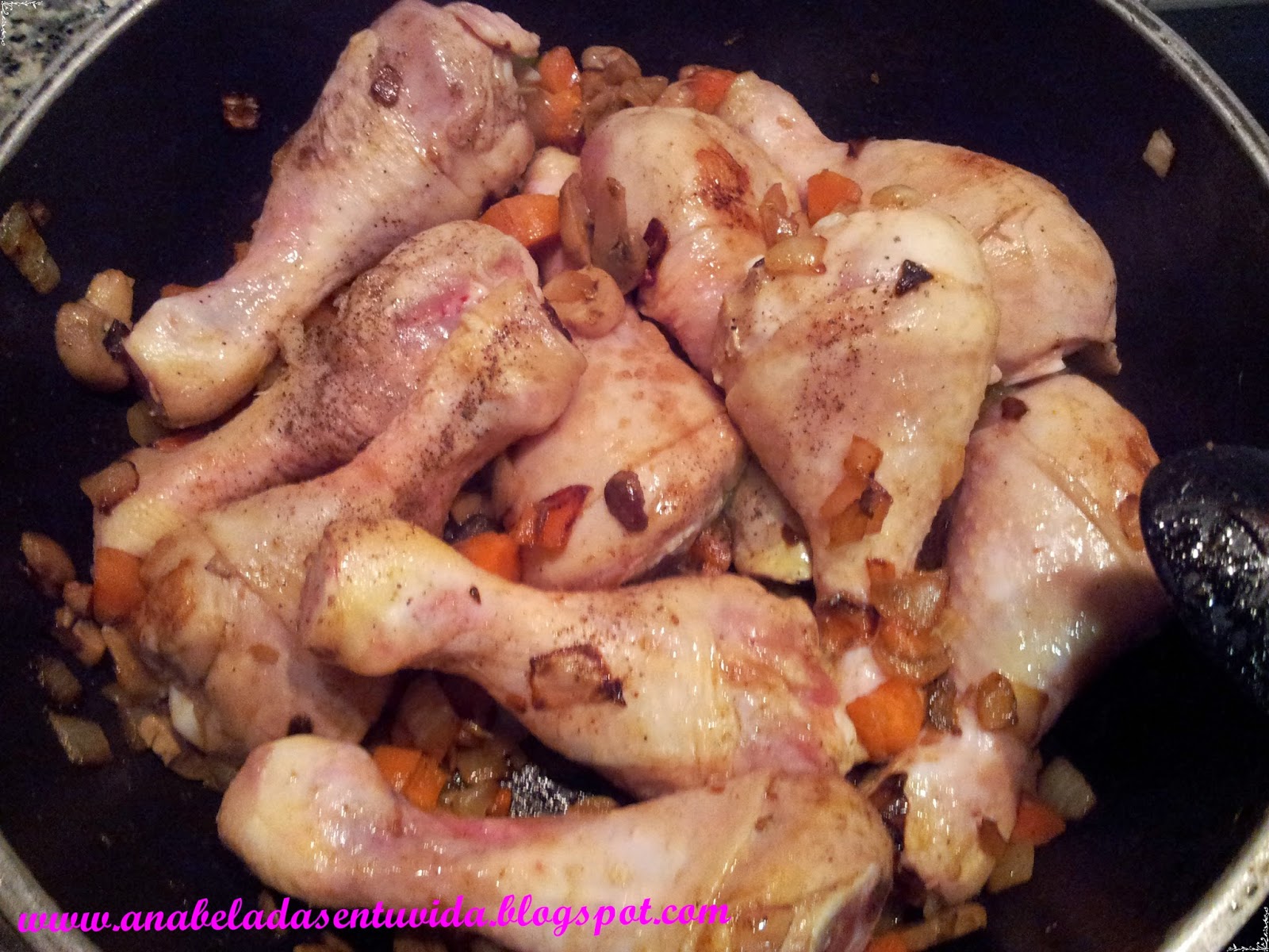 Anabeladas .: RECETA: Muslitos de pollo en salsa de tomate