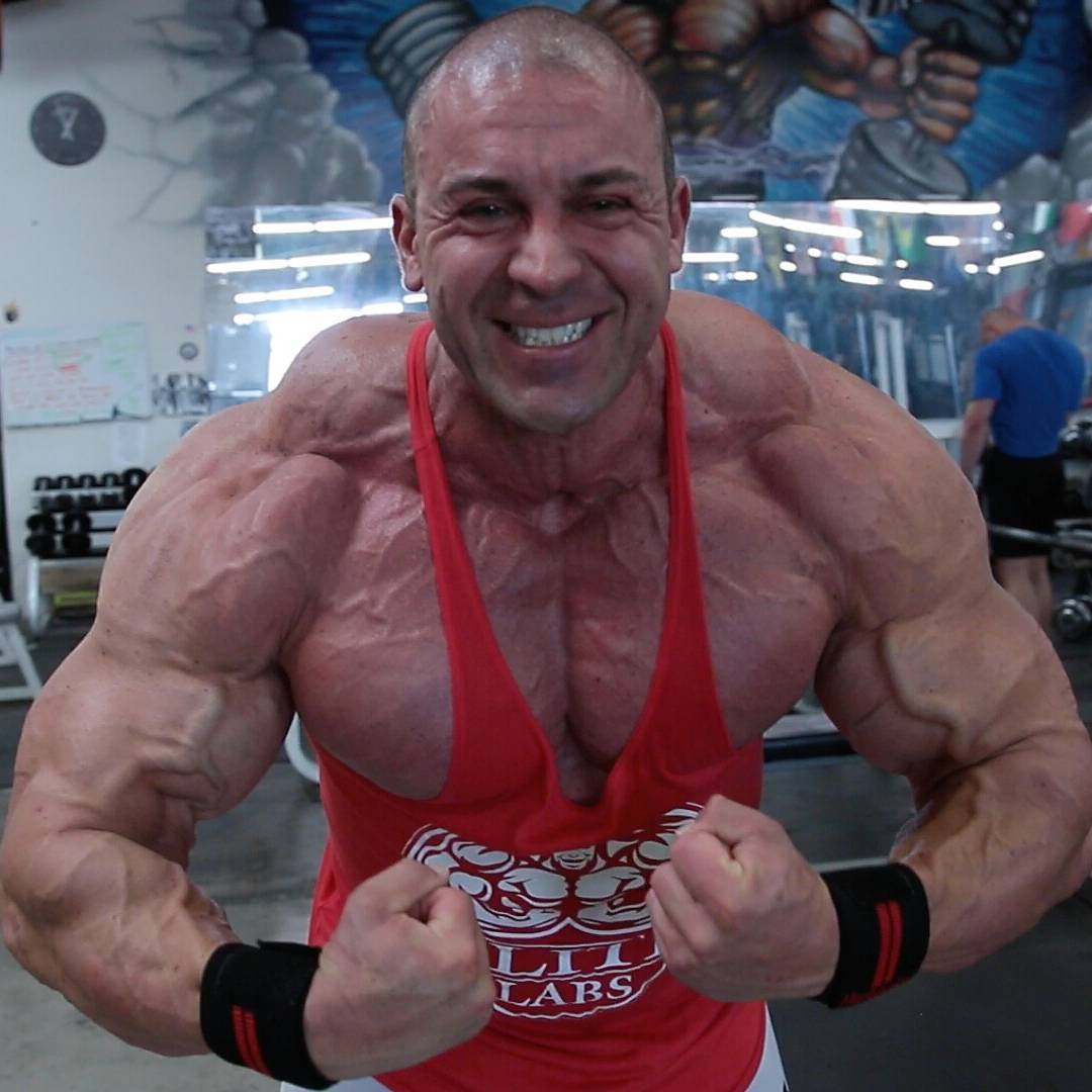Muscle Lover: Italian mass monster - IFBB Pro bodybuilder Luca Pennazzato