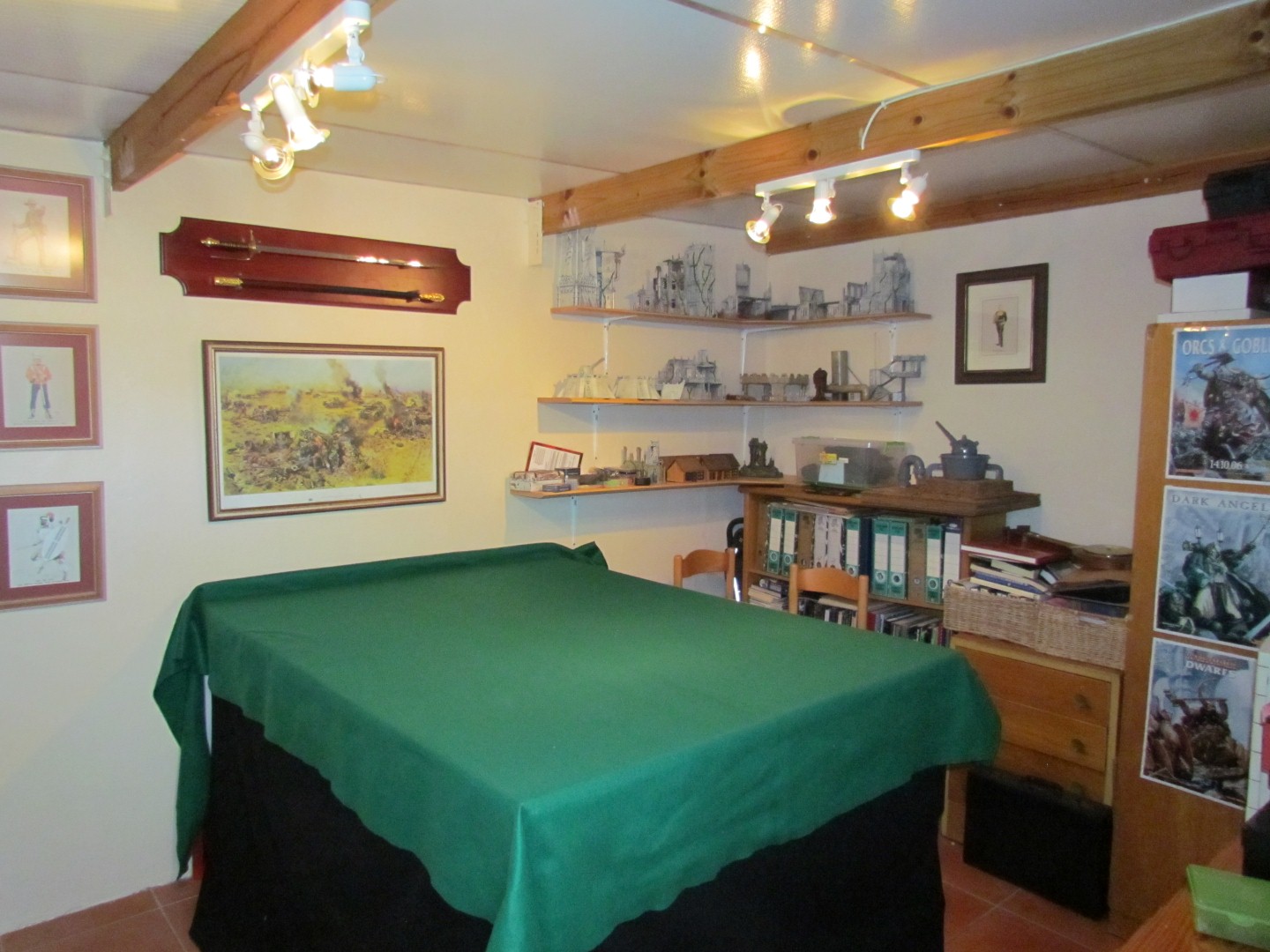 Cape Town Wargamer: Wargames Room DONE