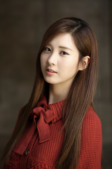 SuPer StaRs: SM individual profile shots for 'SMTown Winter'