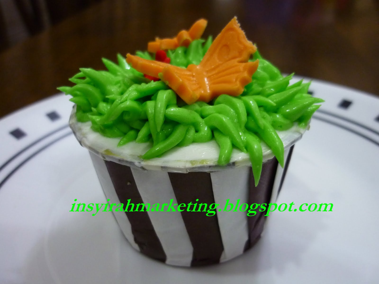 Chocolates for All: KOLEKSI KEK CAWAN COMEL