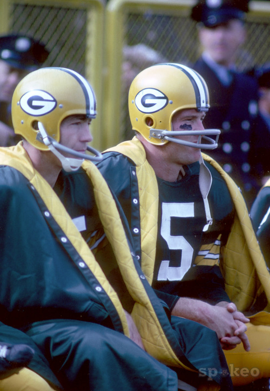 For the Love of Uniforms: NFL Uni Review- The NFC North: Green Bay Packers