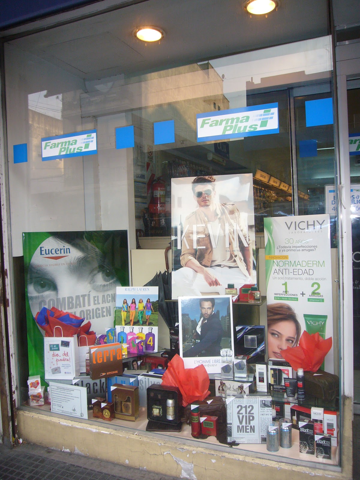 XDG Disegno: Farma Plus (Farmacias & Perfumerías)
