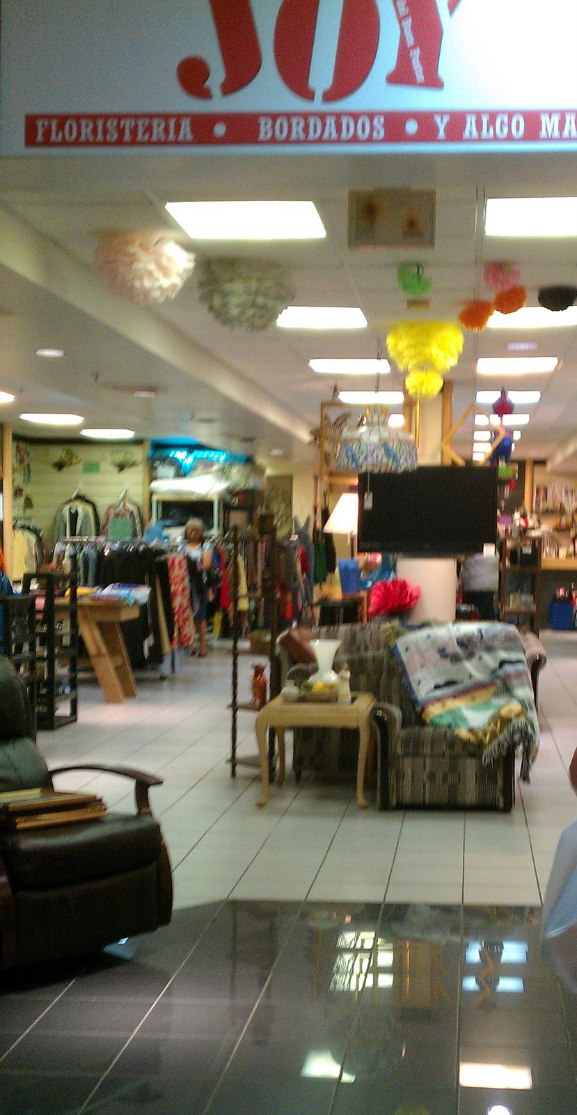Joy Store in San Patricio Plaza