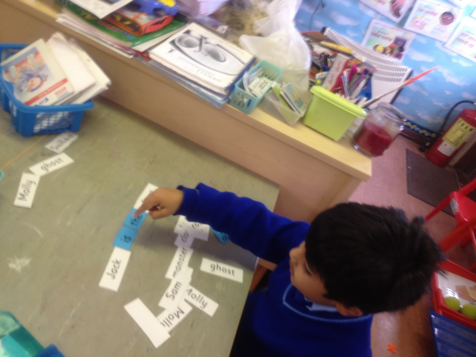Literacy Site: Making sentences in Junior Infants