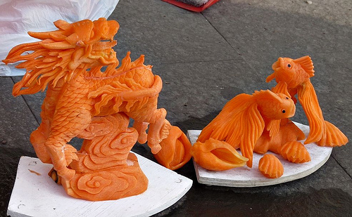 Creative carrot carving ~ art crafts ideas