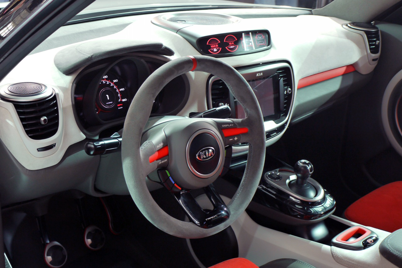 Sophisticated Cars: Kia Track'Ster