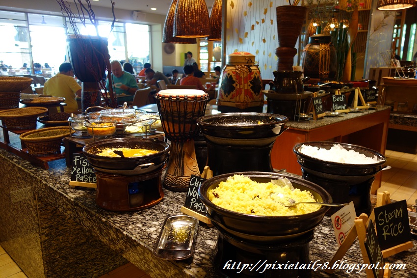 Coffee Terrace (Shangri-La's Rasa Ria Resort & Spa) - Kota Kinabalu, Sabah