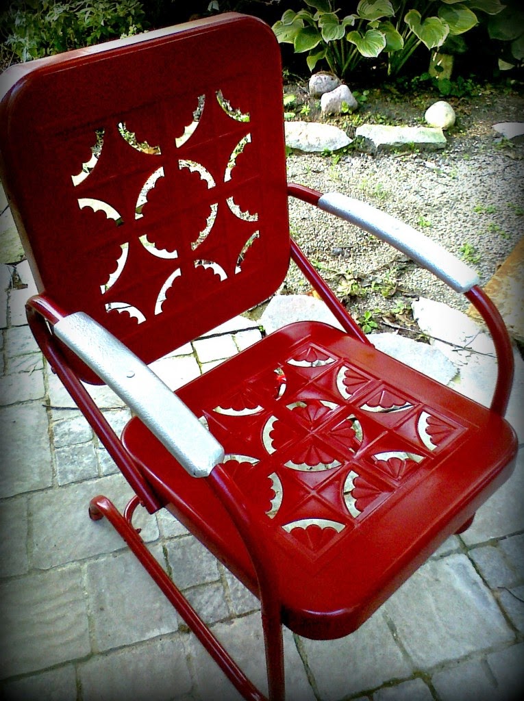 Evey's Creations: 5+ DIY Red Accent Furniture Pieces