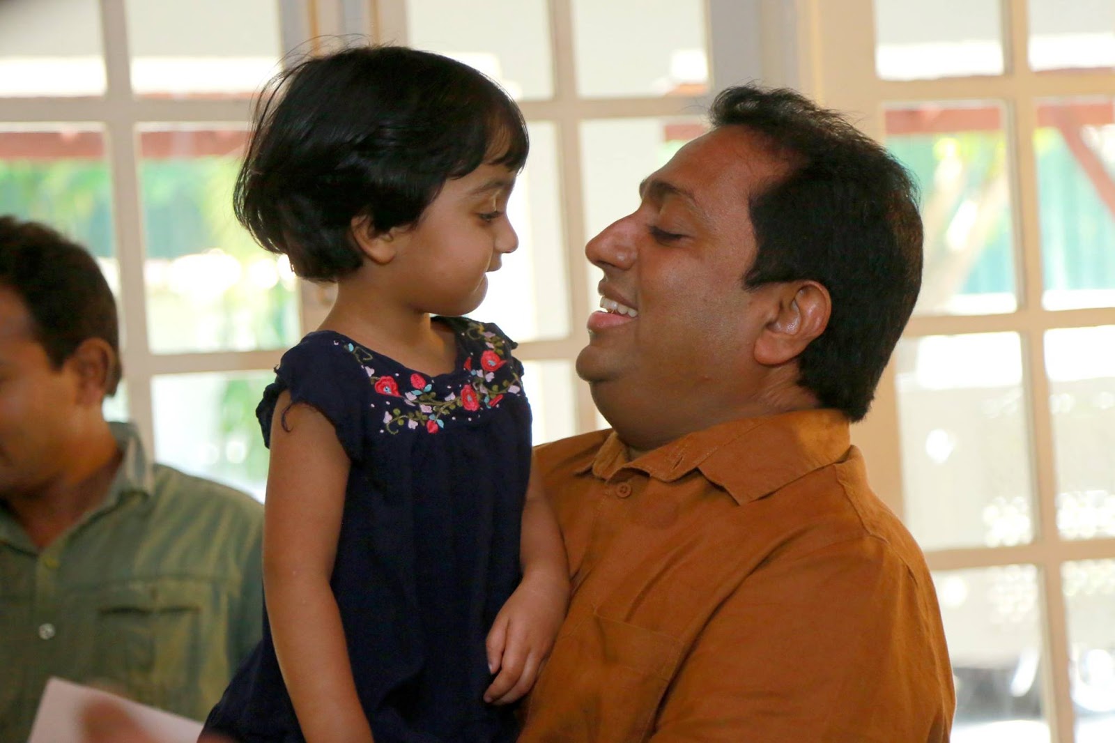 අකිල විරාජ්ගේ පවුලේ අලුත්ම ඡායාරූප