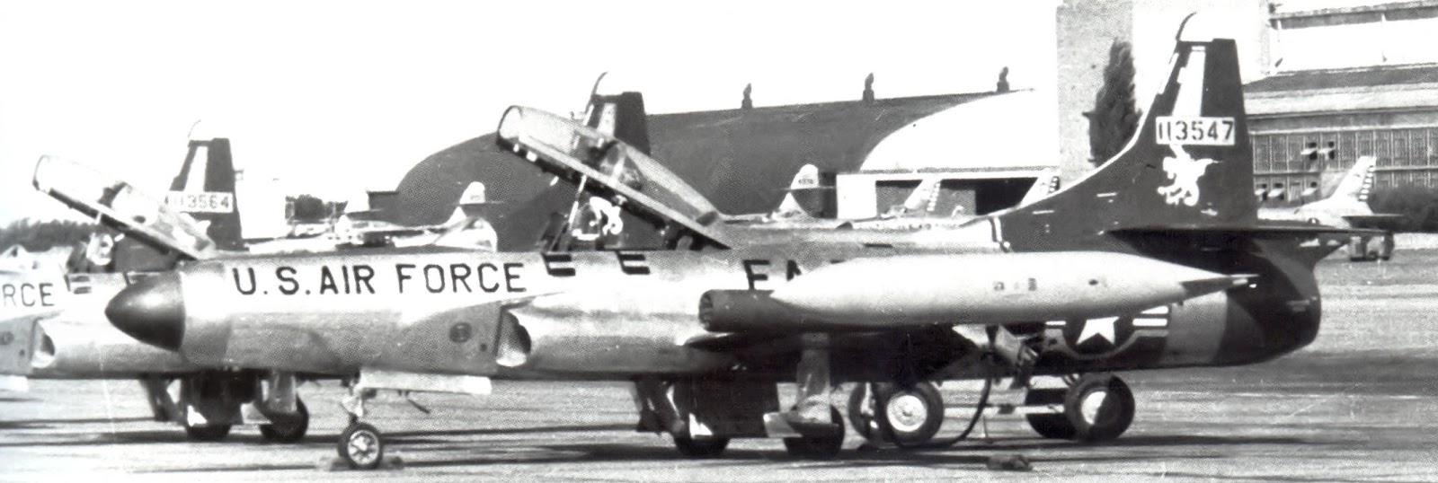 Airplanes in the skies + FAF history: Lockheed F-94 Starfire