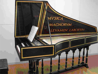 Arbat Sokağı: Müziğin temeli Piyano