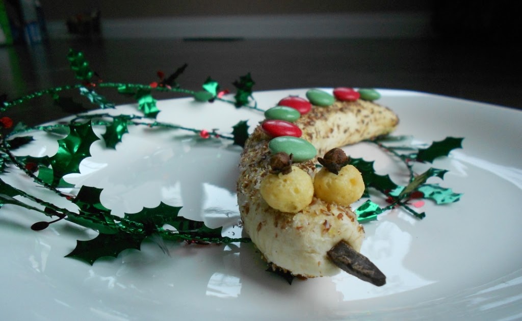 Snacking Squirrel: Christmas Banana Snake