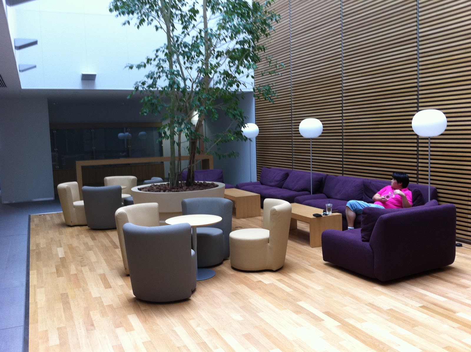 Nicolas Spegazzini Uema: Tokyo Riken - Brain Science Institute...like a ...