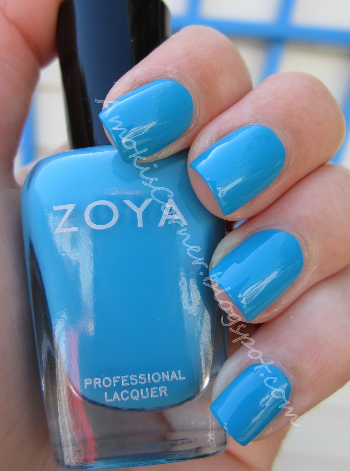 Amoki's Corner: ZOYA Robyn and Maisie