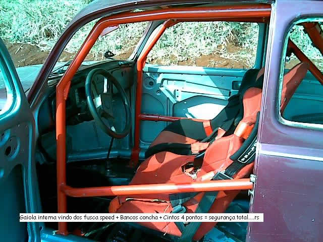 Garage Trilhas e Gaiolas: Gaiola de proteção para fuscas bajas.