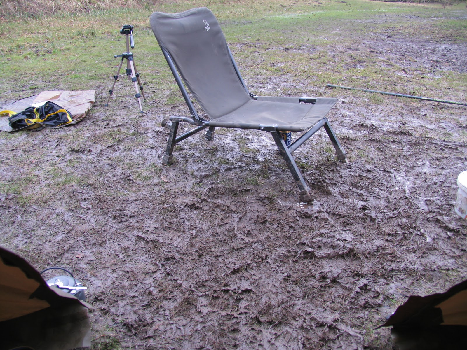 A Specialist Anglers Diary: Bolt rig for roach - the two pound dream