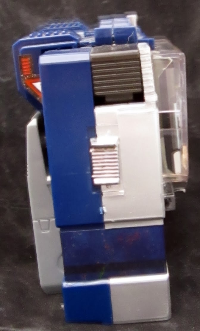 Fine Vintage Reviews: Bootleg Transformer Soundwave 20??