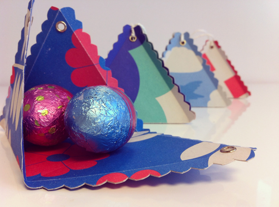 nineteenseventythreeltd: Paper craft: Easter Nets.