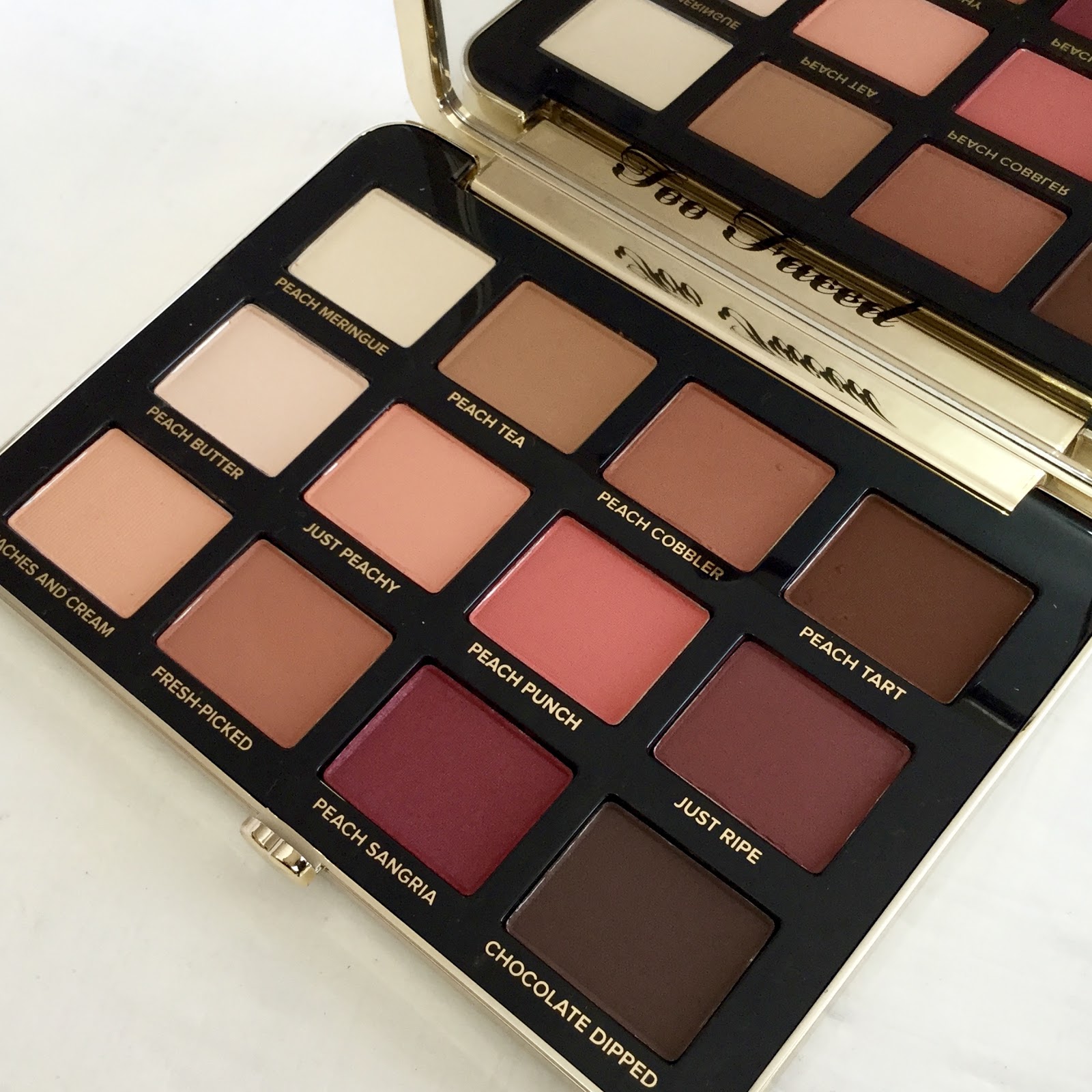 Reseña Nueva Paleta Just Peachy Mattes de Too Faced