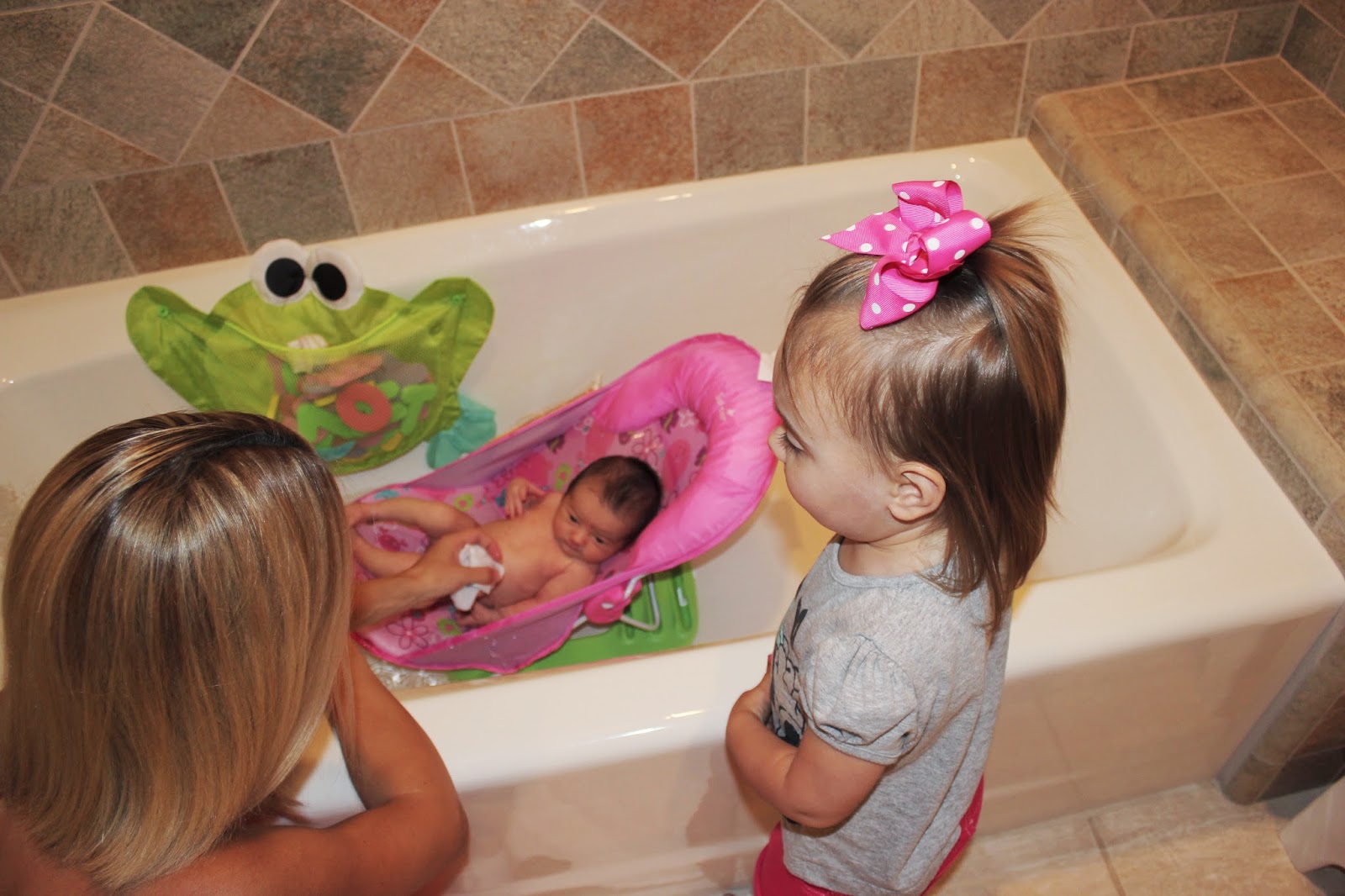 The Foreman Five: Madi's First Bath