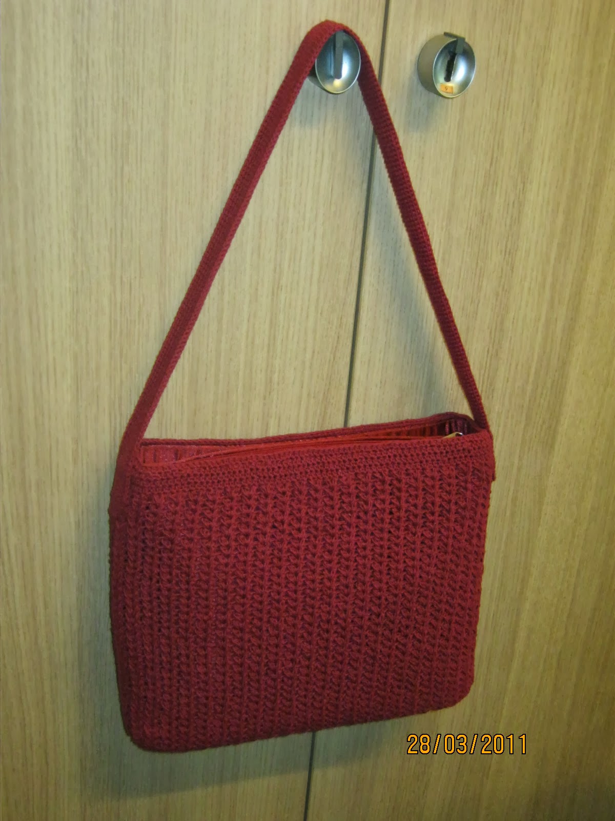 90+ Baru Tas Warna Merah Maroon, Kombinasi Warna