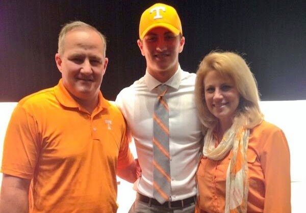 FIRST AND GOAL: Notas de Insider: Dillon Bates