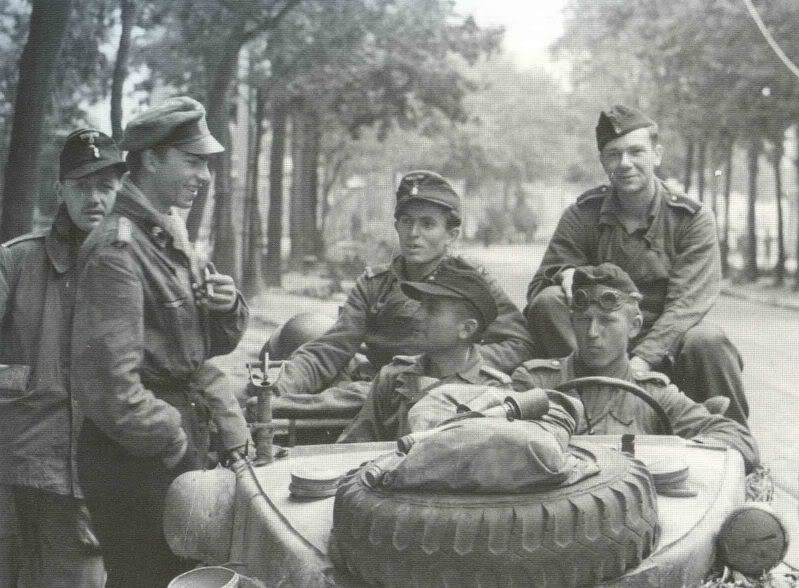 NAZI JERMAN: Foto 5. leichte-Division / 21. Panzer-Division