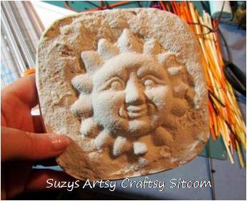 Kids Crafts- Plaster Casting with Sand – Suzy's Artsy Craftsy Sitcom