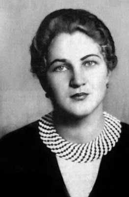 The Voice of Reason: Paula Hitler on her brother, the Germans and the ...