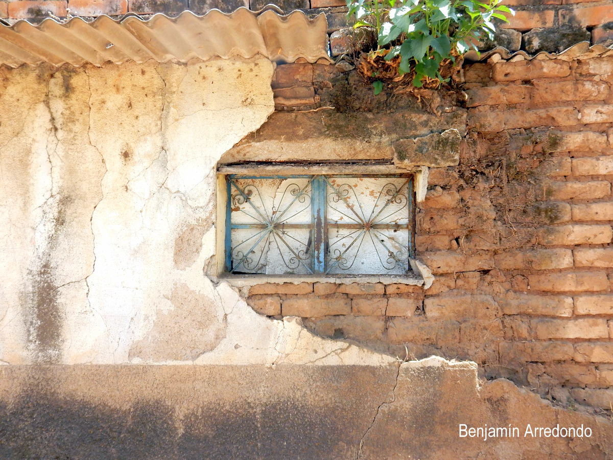 El Bable: De bardas, paredes, adobes por Tenayuca, Zacatecas