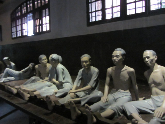 Sarah-in-ThailandVietnam: Hanoi Hilton