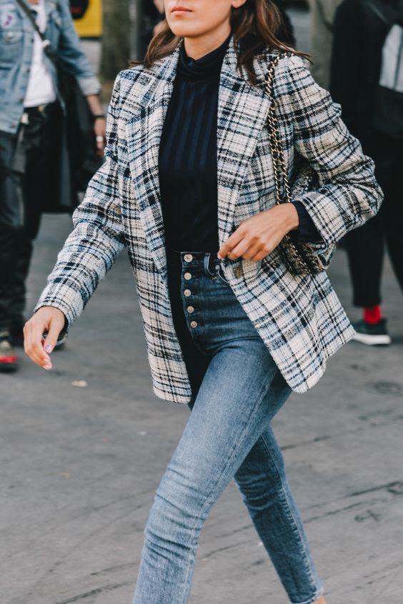 Street styling with plaid - DIMANCHE