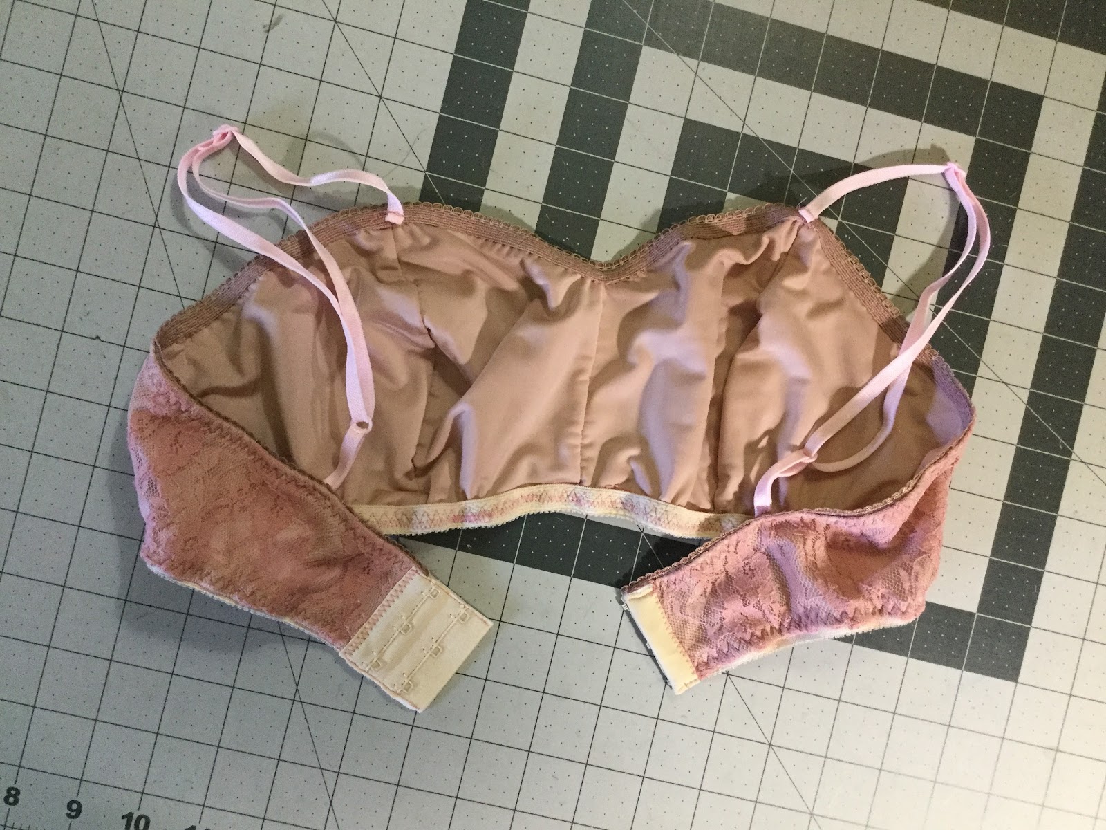 110 Creations: Pink Lace Jasmine Bra