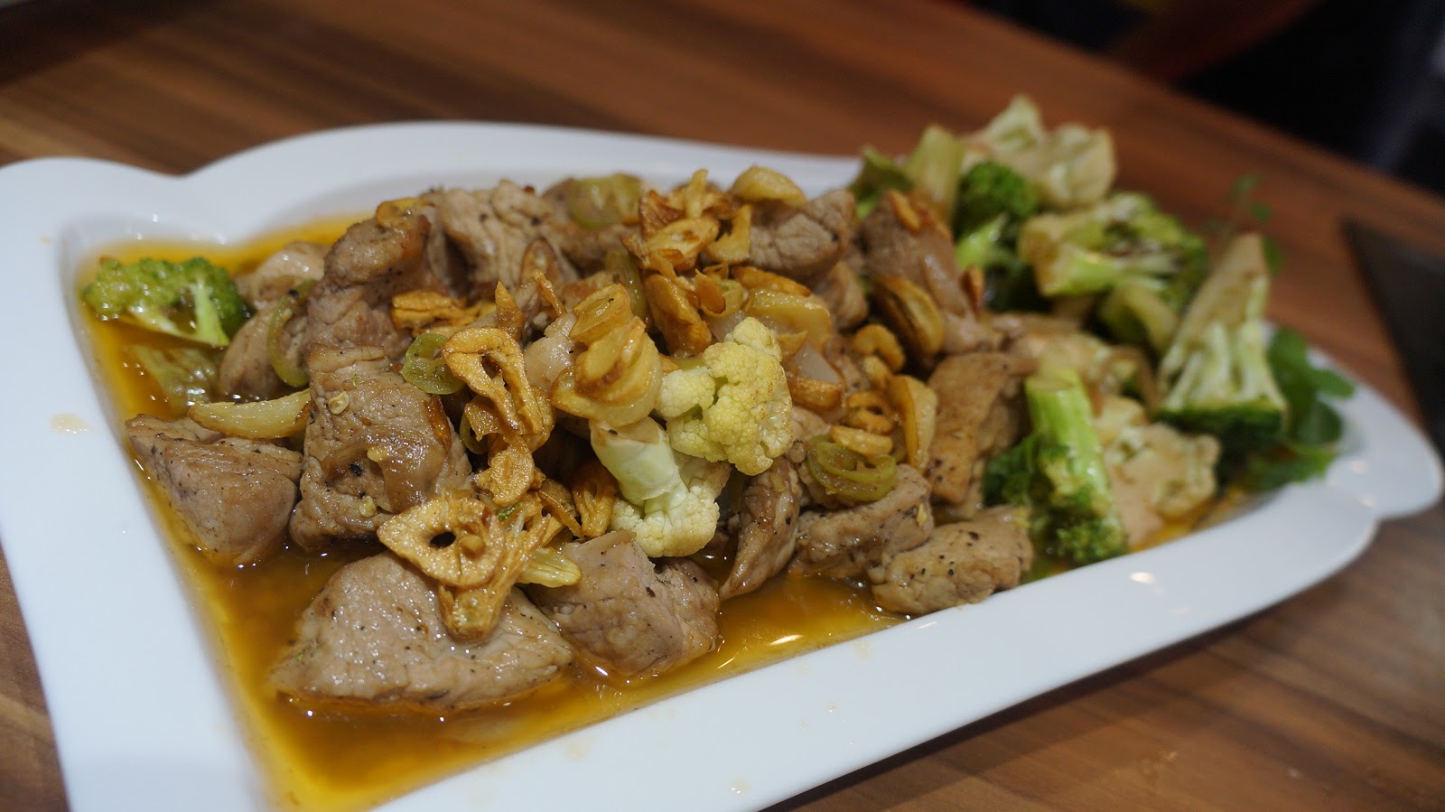 Chef Boy Logro Cooking Demo with Baguio Oil at Sikat Pinoy 2017 ...