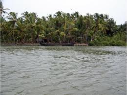 KERALA THE LAND OF RIVERS /FISHES WATERFALLS/ BEACH/ LAKE/ DAMS ...