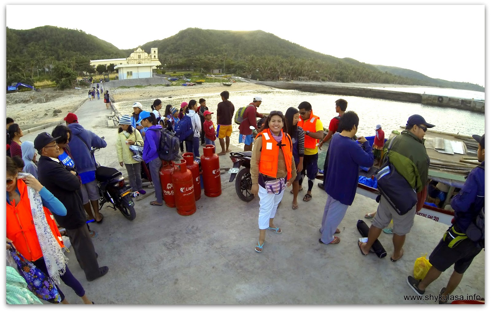 BATANES : FALUWA and SABTANG TOUR on Day 2 ~ Shie Went To Town