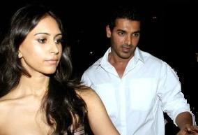 ** BOLLYWOOD FAMILY **: JOHN ABRAHAM