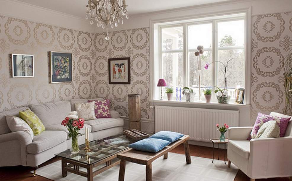 Simple Living Room dengan Tema Unik