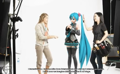 ° Estação Harajuku °: HATSUNE MIKU & TOYOTA COROLLA