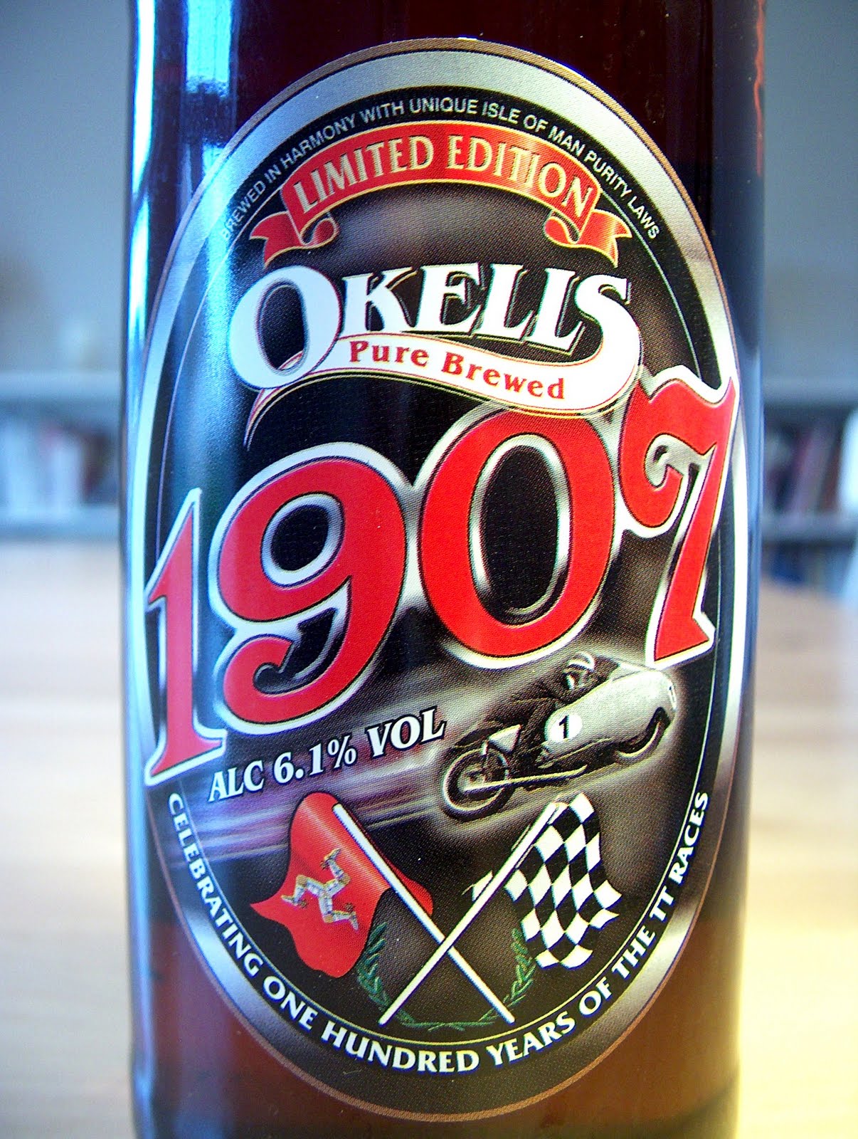 The Bottled Beer Year: Day 117, Beer 117 - Okell's "1907"