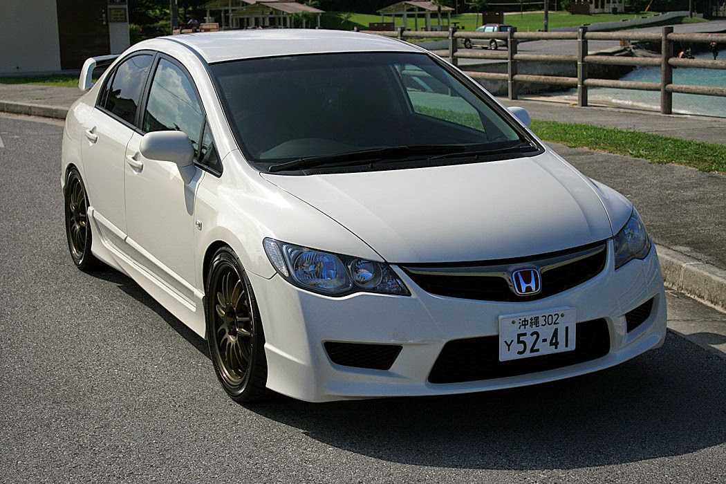 Automotif: Honda Civic FD2 type R JDM