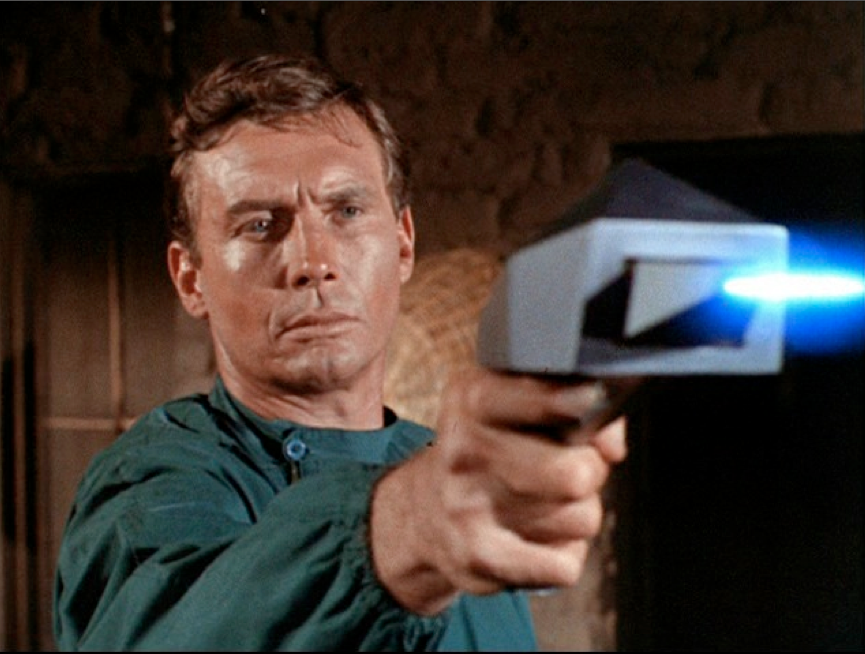 THE INVADERS: Episode 3: The Mutation - 1/24/67