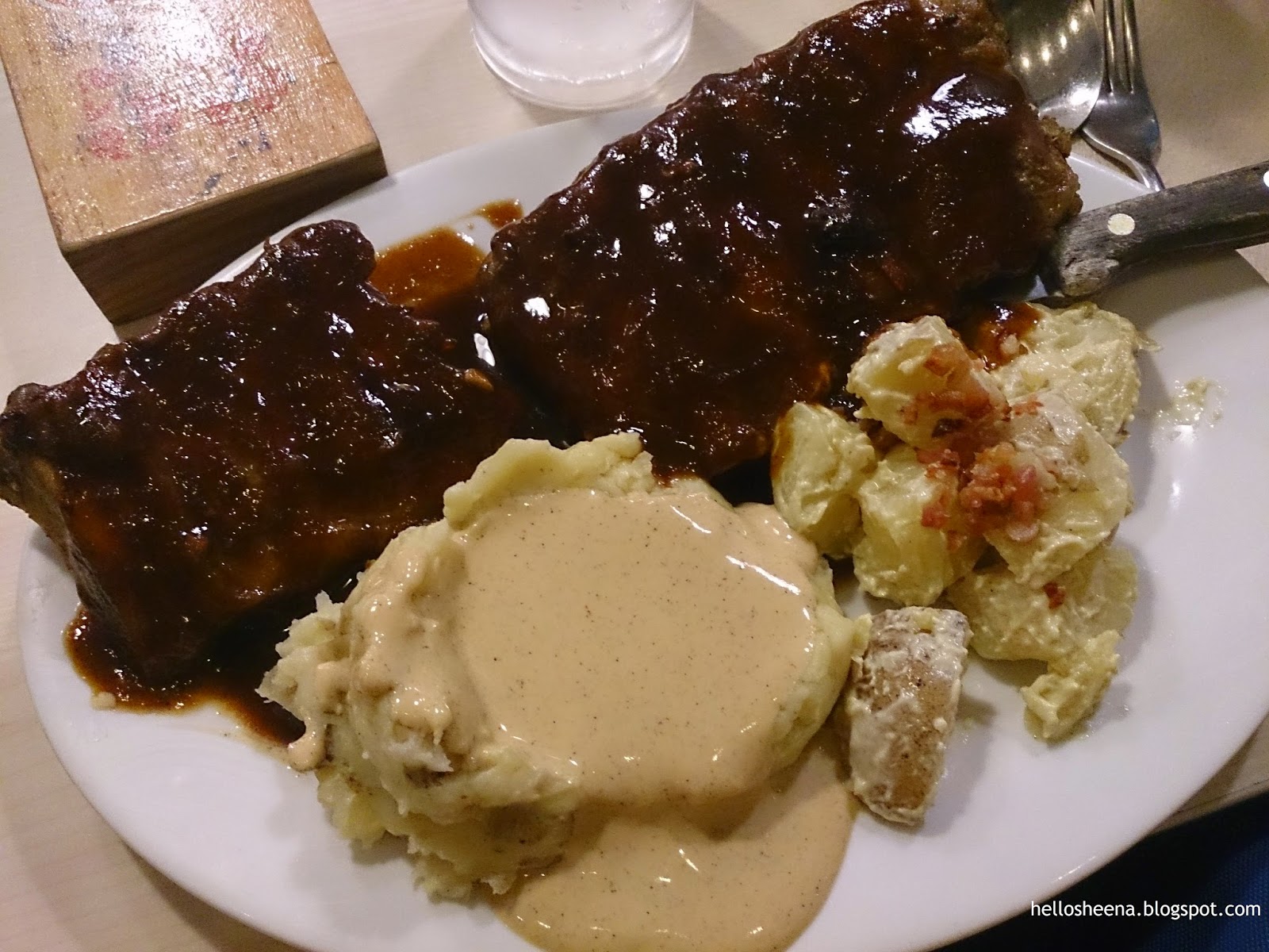 Mad Mark’s Creamery and Good Eats on a Mad Tuesday Night | Eats Delicious!