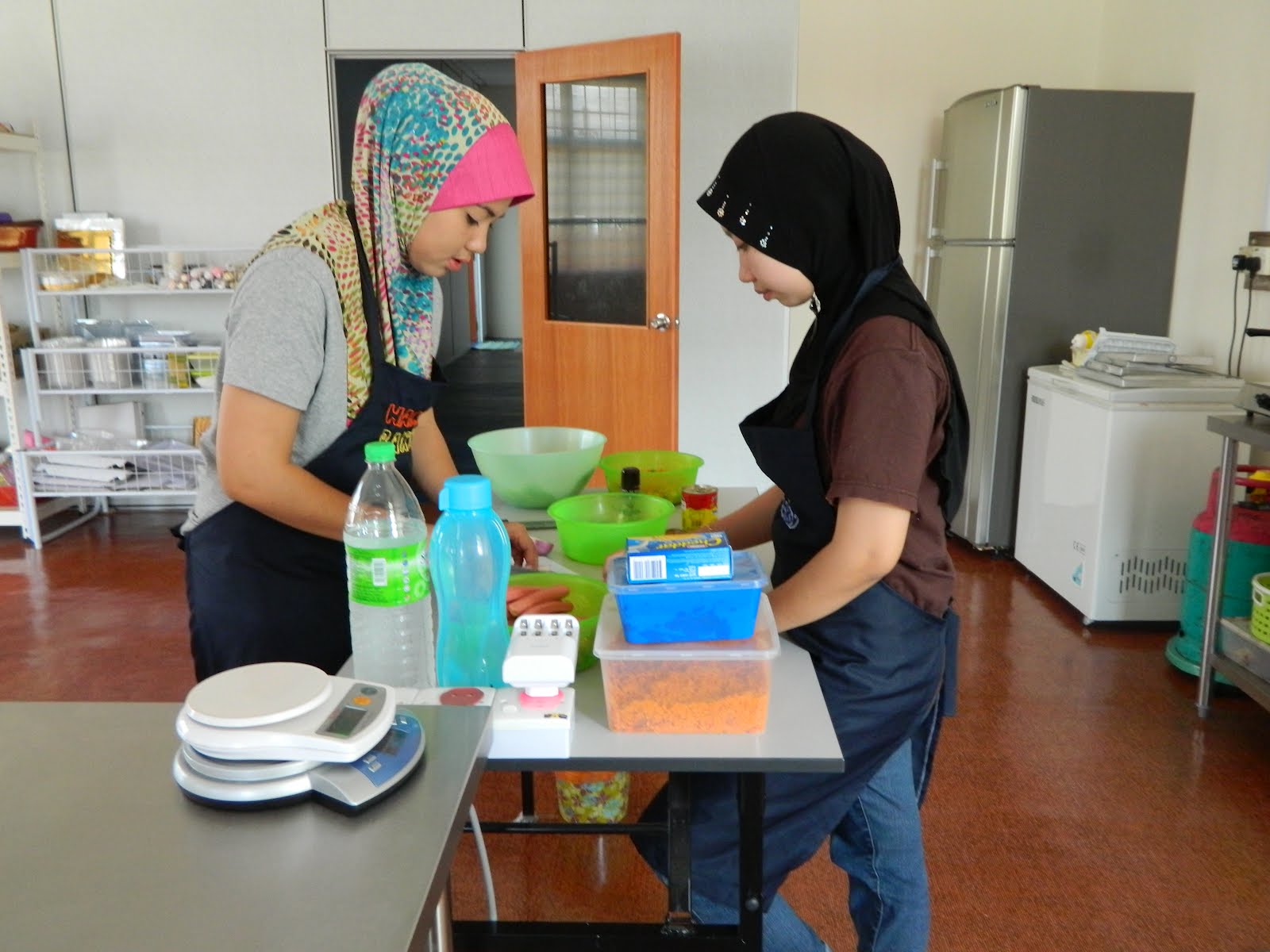 Hanan HOMEBASE Bakery: KELAS ROTI ( SWEET BUN )