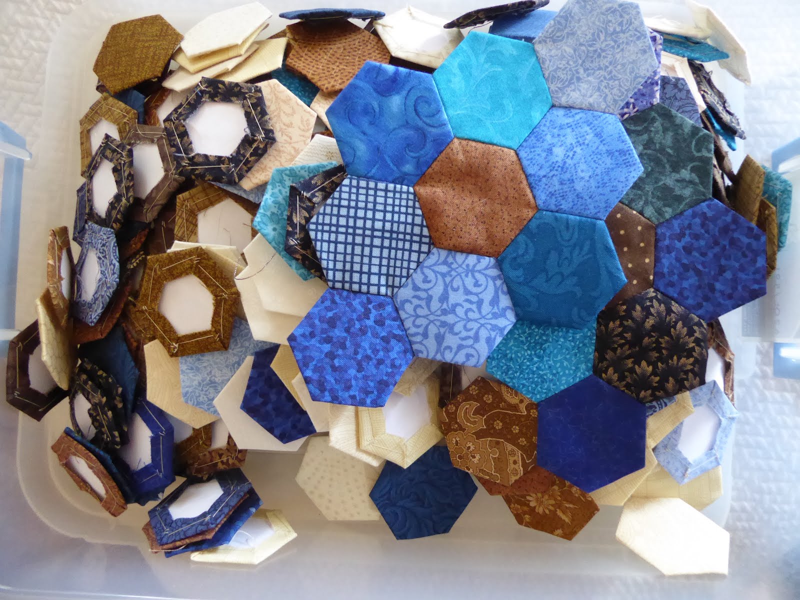 Lovin' Life At The End Of The Dirt Road: English Paper Piecing Projects