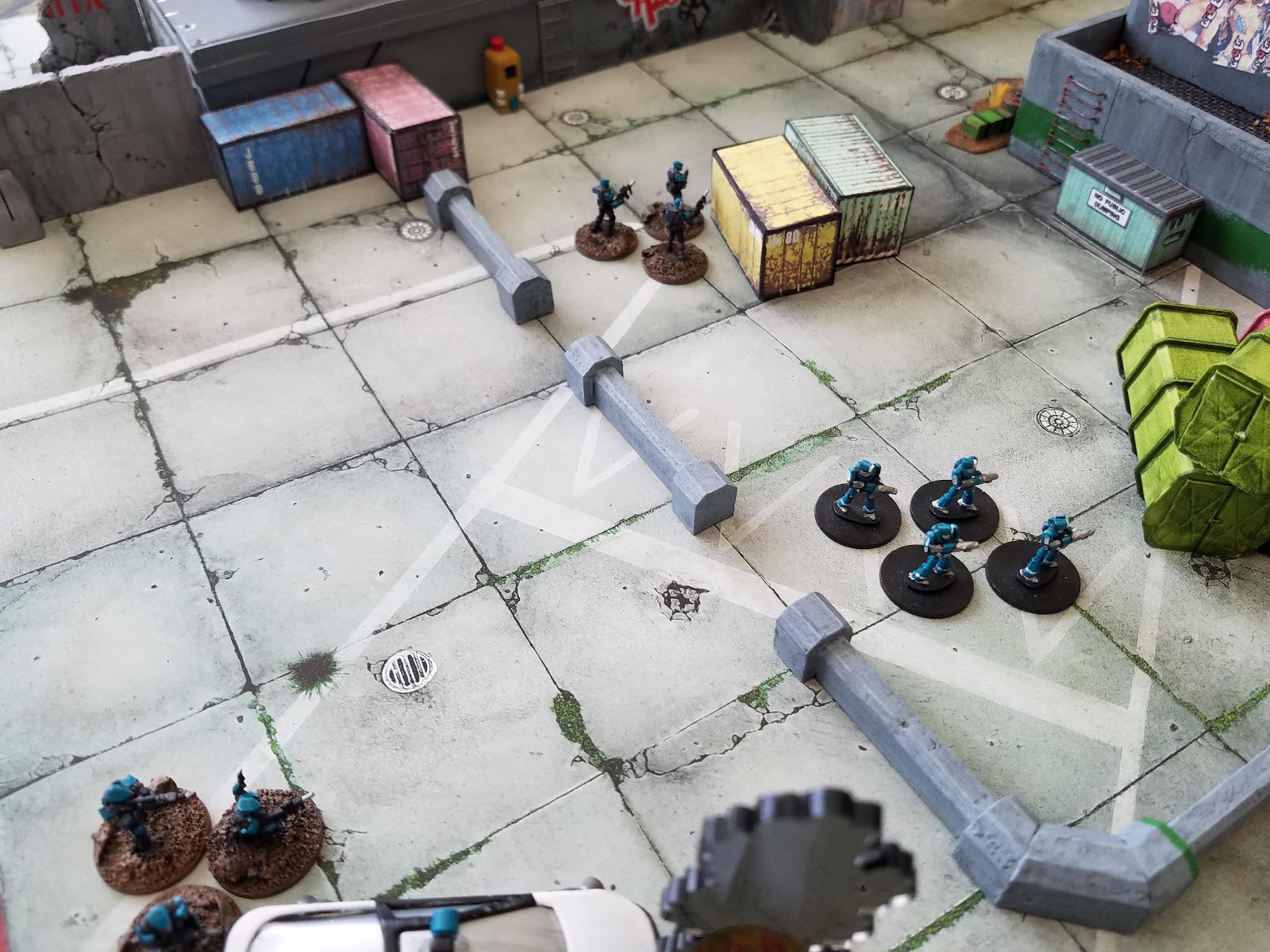 Red Player One: Squad-Hammer Core: Great Mountain Corporate SWAT vs ...