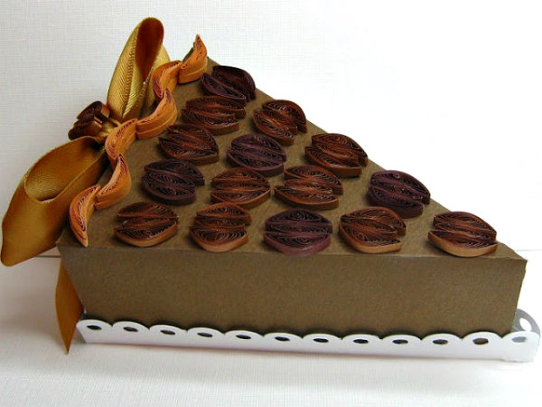 Paper Sculpture Pie and Happy Thanksgiving!