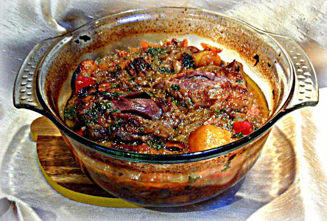 Chez Maximka: Lamb shanks with dates & pomegranates for Virtual Blogger ...