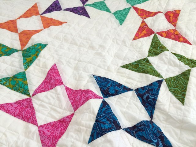 Quilted Blooms: Friendship Star Wreath Mini Quilt and WIN!